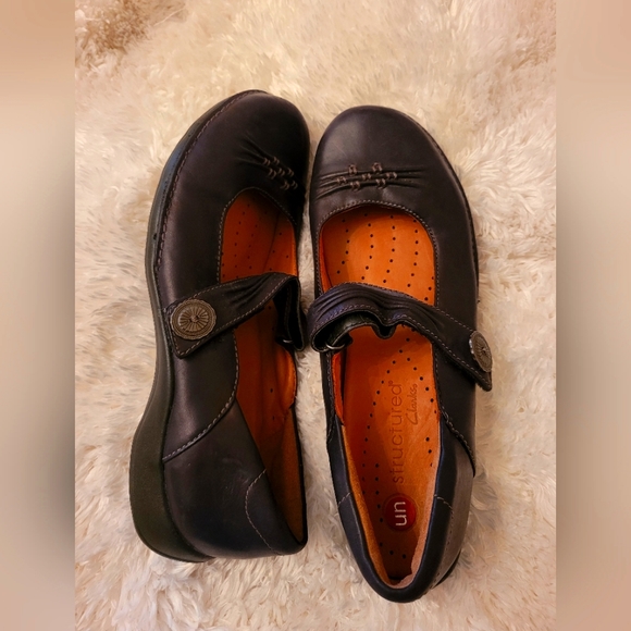 Clarks | Shoes | Clarks Structured Women Loafers 75 M | Poshmark